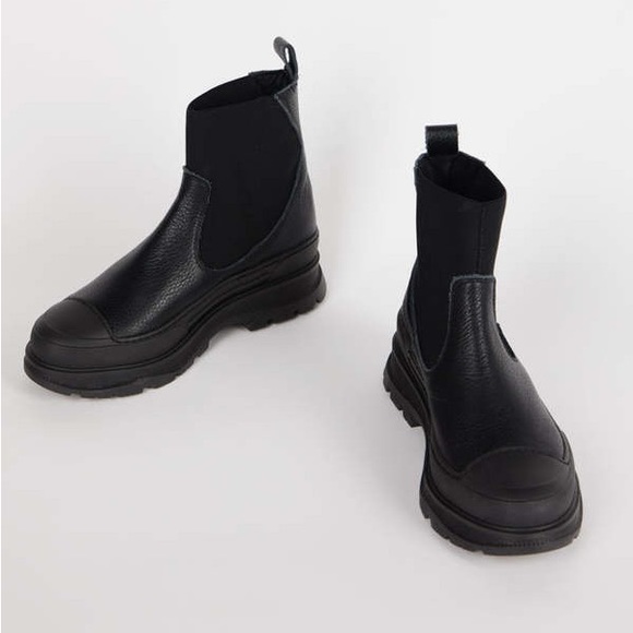 INTENTIONALLY BLANK | Shoes | Intentionally Court Lug Sole Platform ...